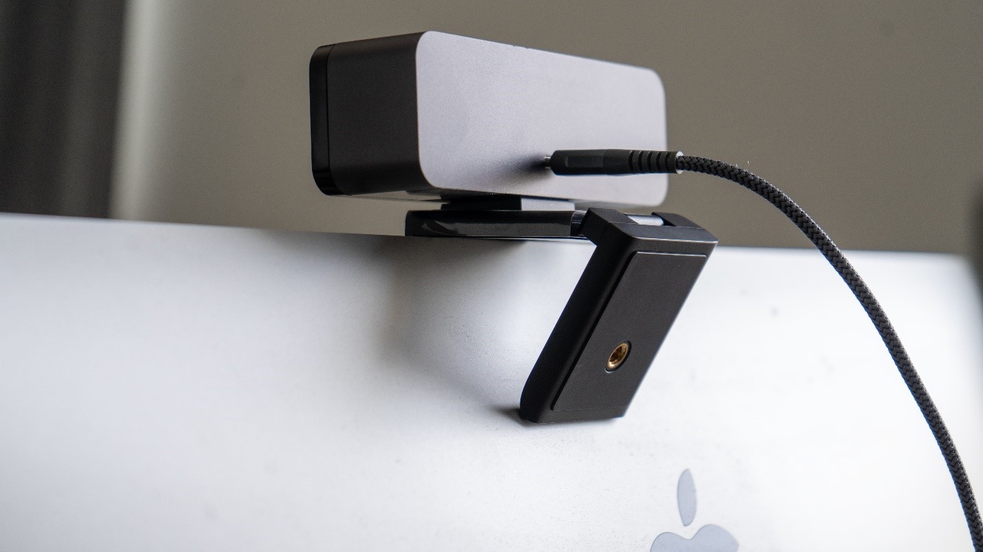 Review Coolpo AI Huddle Mini Lite – A Compact Revolution in Video Conferencing - Techzle